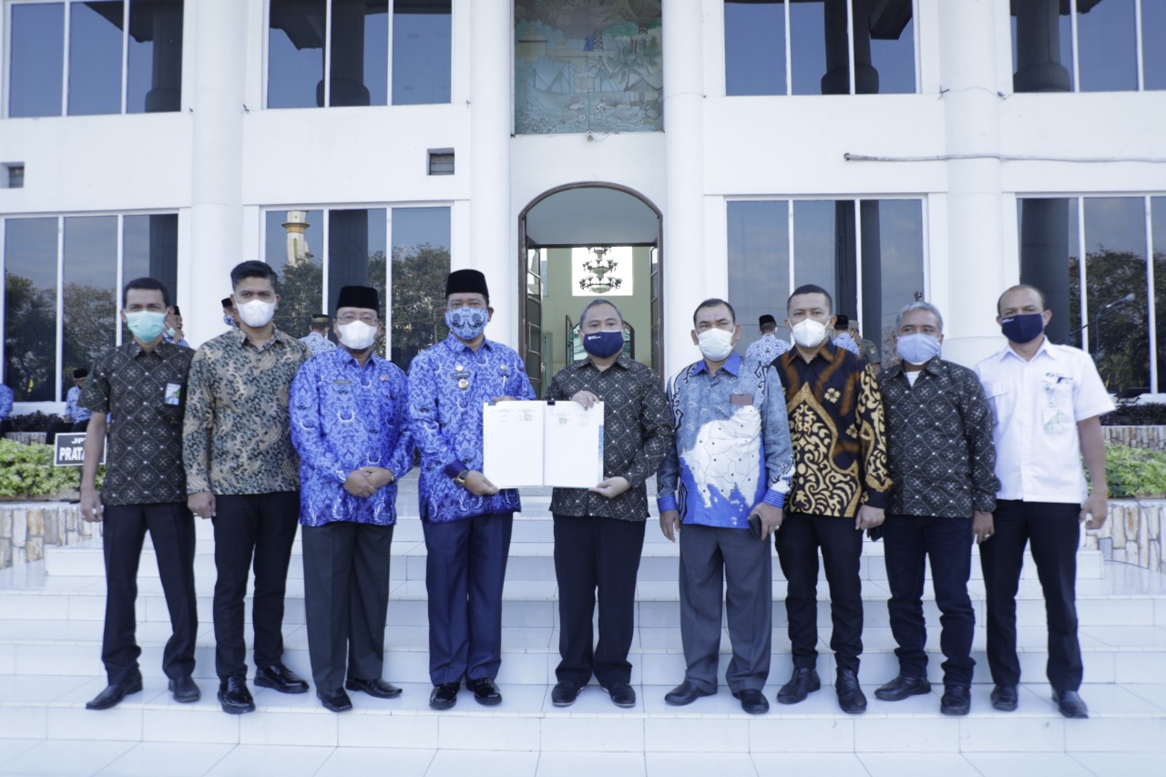 Prof. Dr. Drs. H. Tri Harsono, MSi Jabat Rektor Universitas Asahan Masa ...