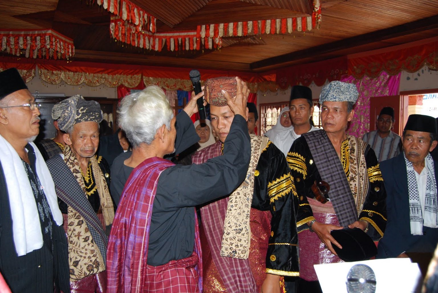 5 Tradisi Masyarakat Minangkabau yang Masih Eksis Hingga Sekarang ...