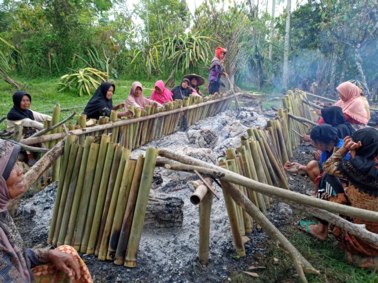 Malamang: Tradisi Kuliner yang Hidupkan Sejarah dan Nilai Islam
