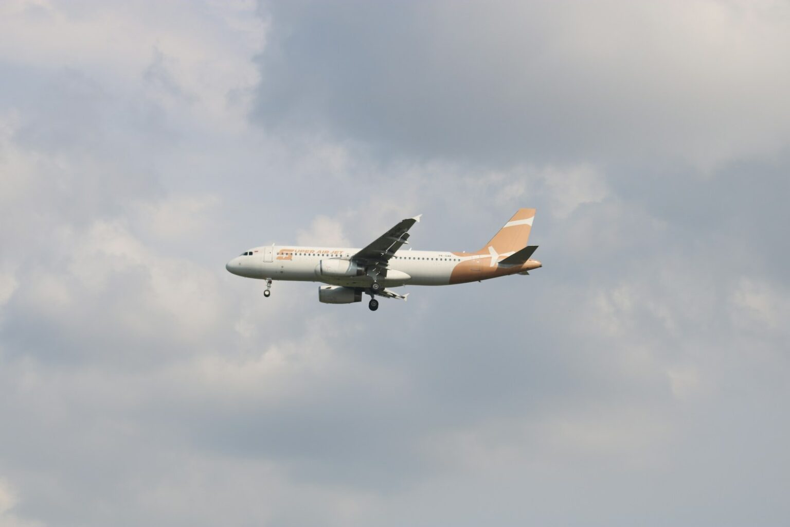 Super Air Jet Terapkan Aturan Bagasi Baru, Beri Gratis 10 Kg ...